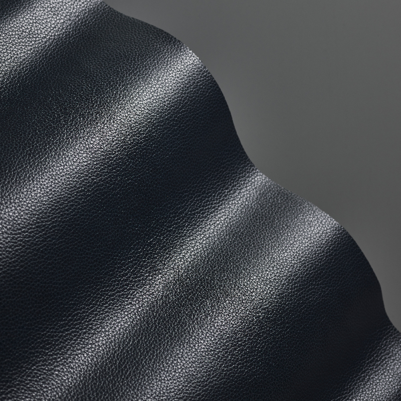 Cambridge-Delft Blue - Crest Leather