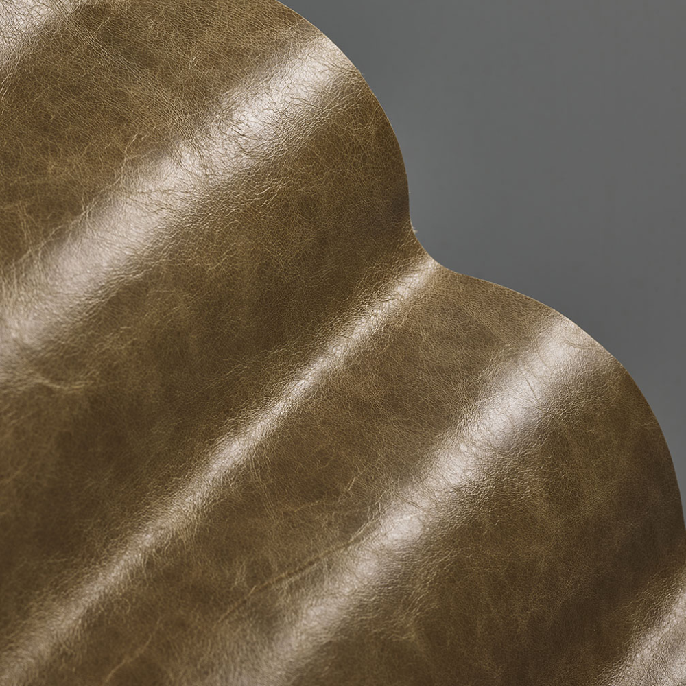 Regent Mink - Crest Leather