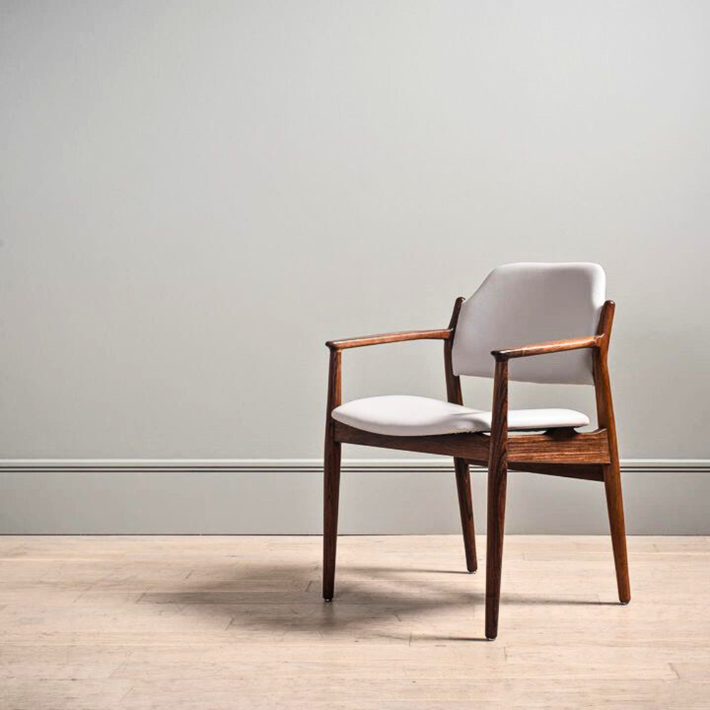 Arne Vodder Armchair | Case Study